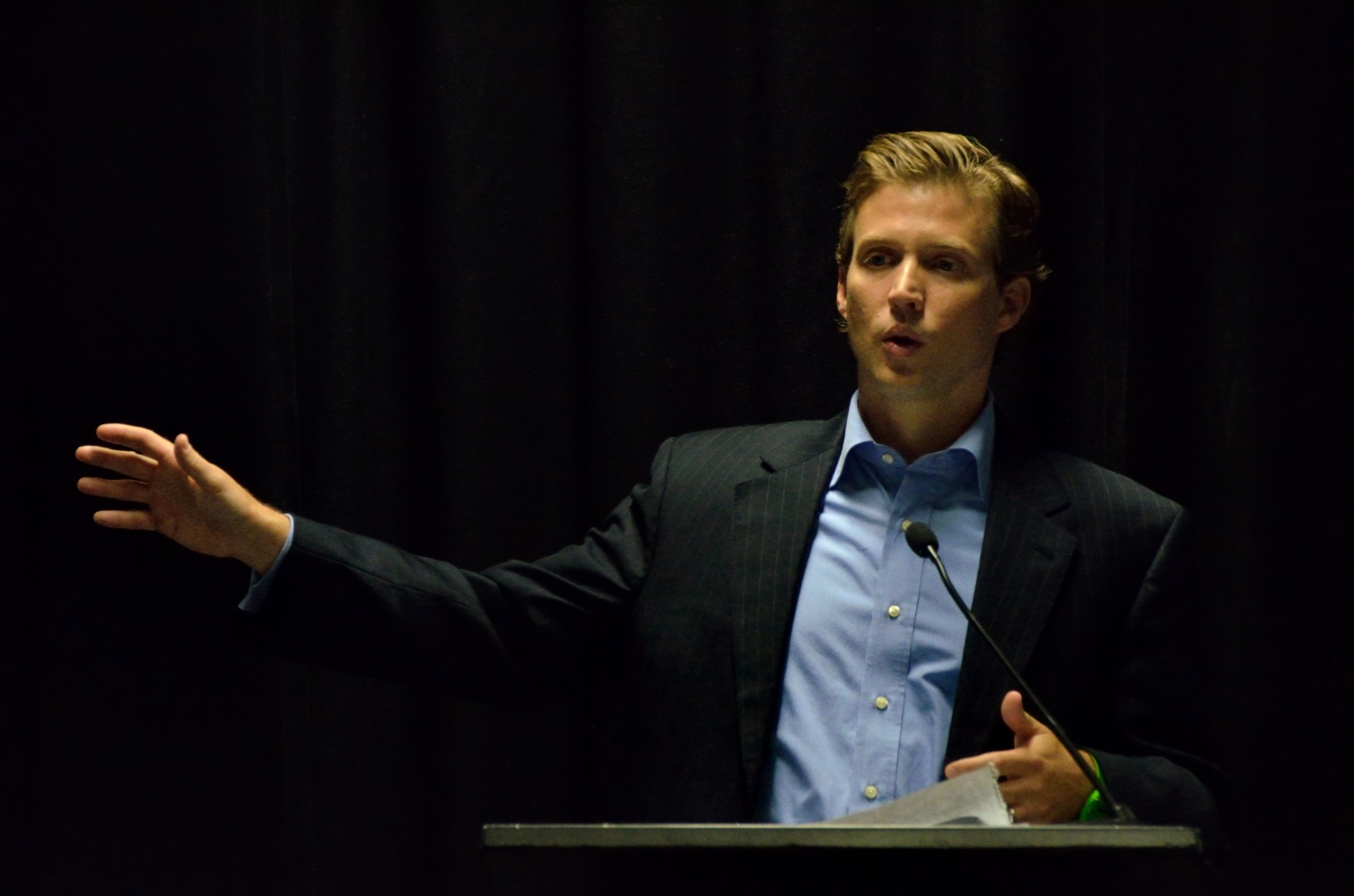 Alec Ross Discusses His Book 'The RAGING 2020s' at DEC | One Detroit ...